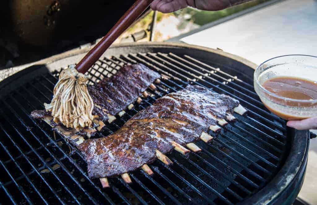 Smoked Spare Ribs with Spicy Vinegar Mop - Vindulge