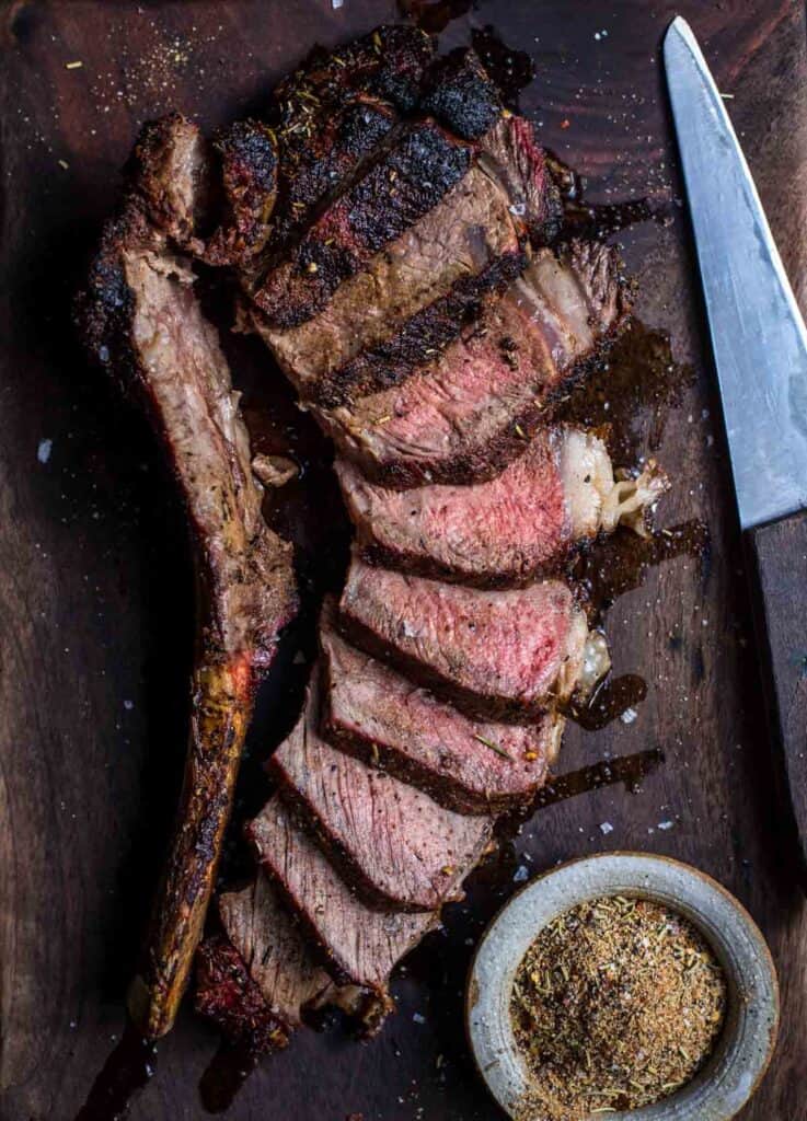 Perfectly Grilled Tomahawk Steak Recipe - Vindulge