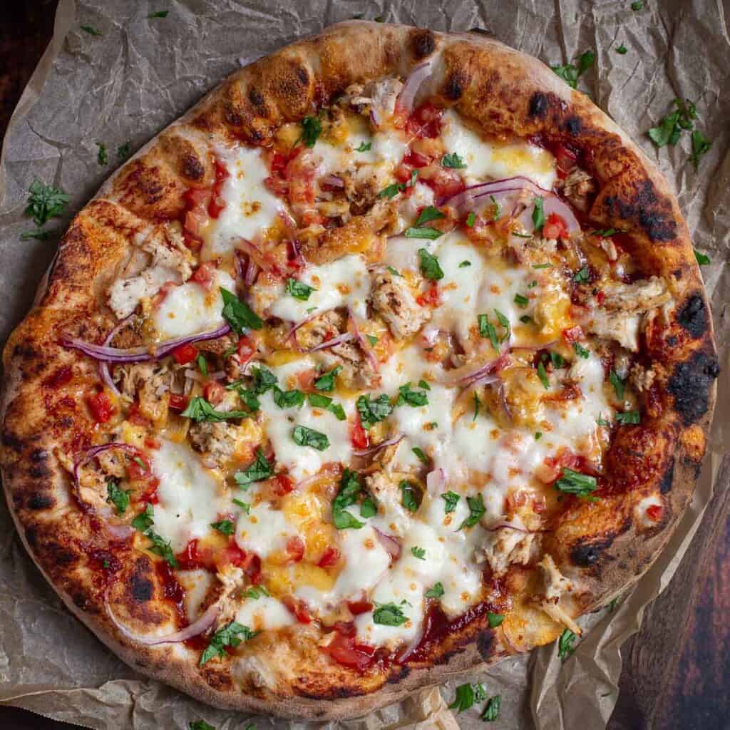 Neapolitan Style BBQ Chicken Pizza - Vindulge