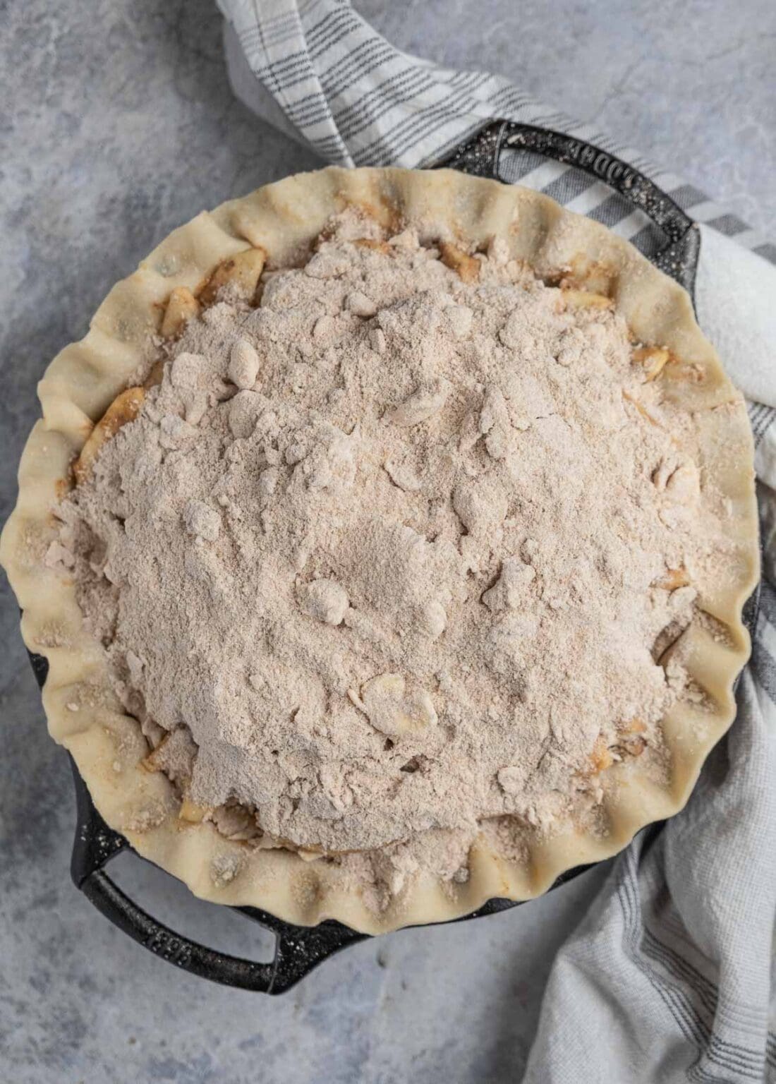 Easy Grilled Apple Pie Recipe - Vindulge