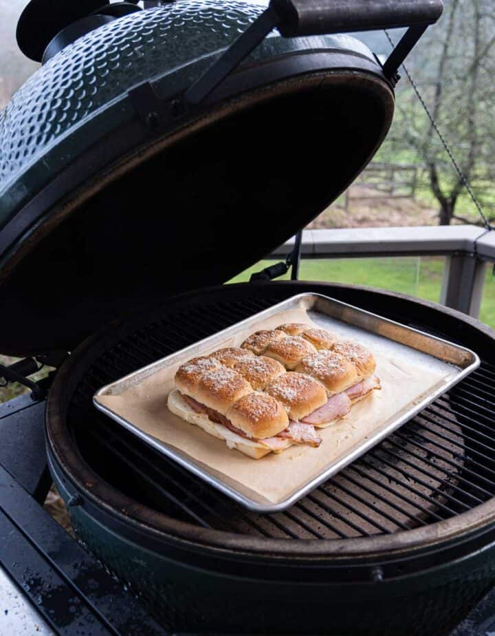 Grilled Ham and Cheese Sliders With Dijon Aioli - Vindulge