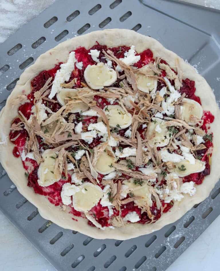 Leftover Turkey Pizza - Vindulge
