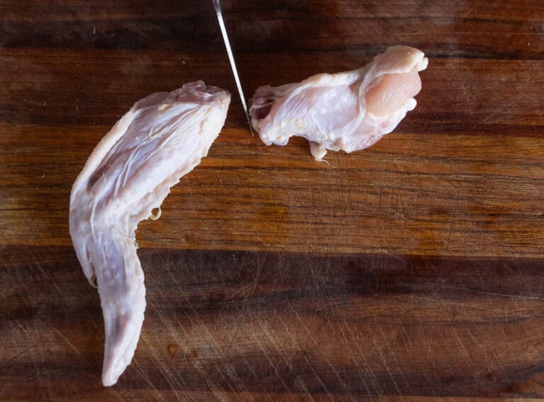 How to Cut Whole Chicken Wings into Flats and Drumettes - Vindulge