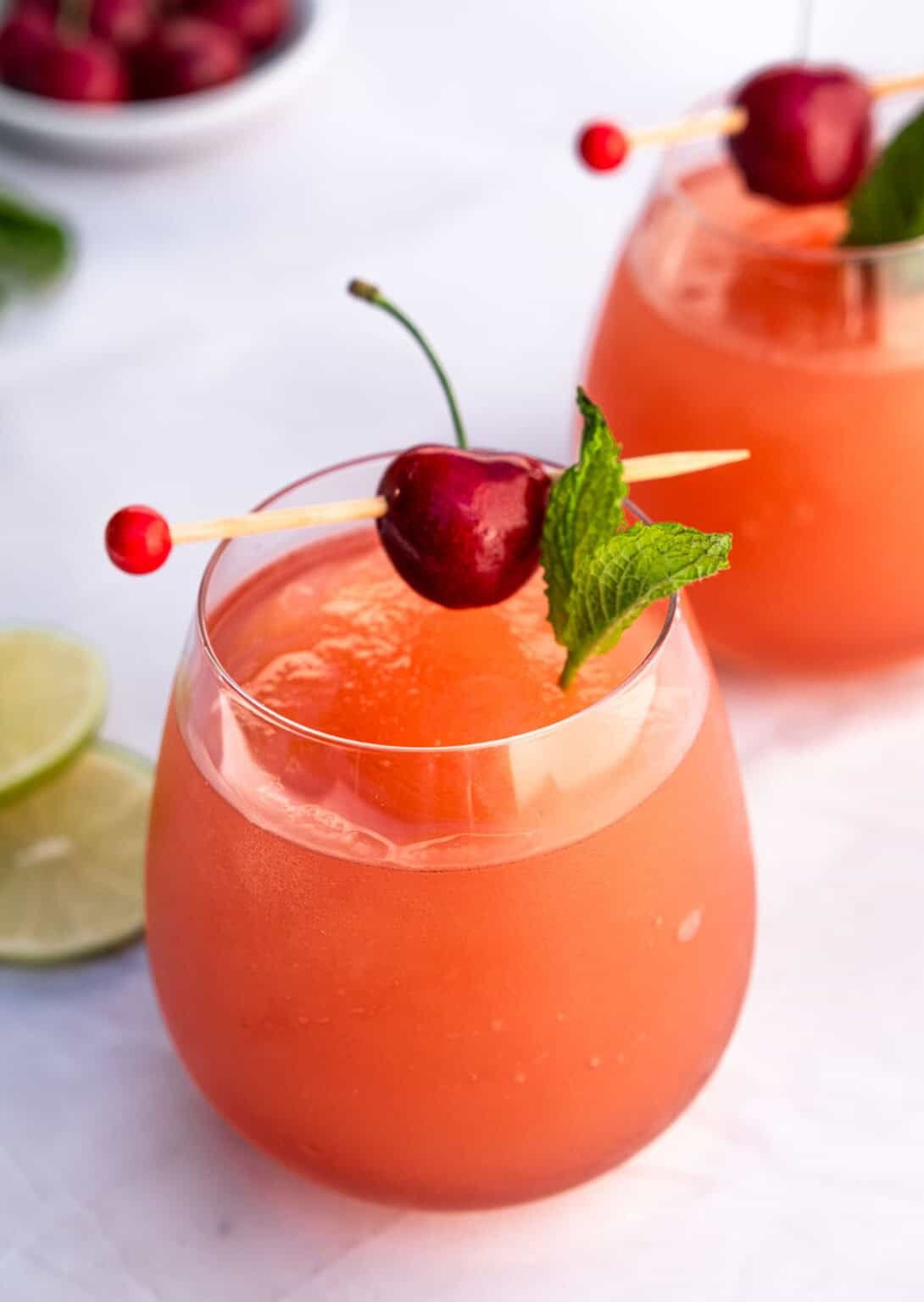 Rosé Wine Slushie (Ninja SLUSHi Machine) - Vindulge